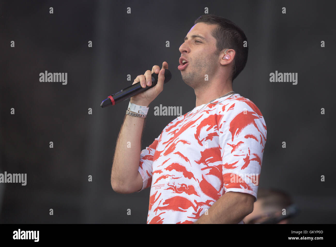 Example elliot john gleave hi-res stock photography and images - Alamy