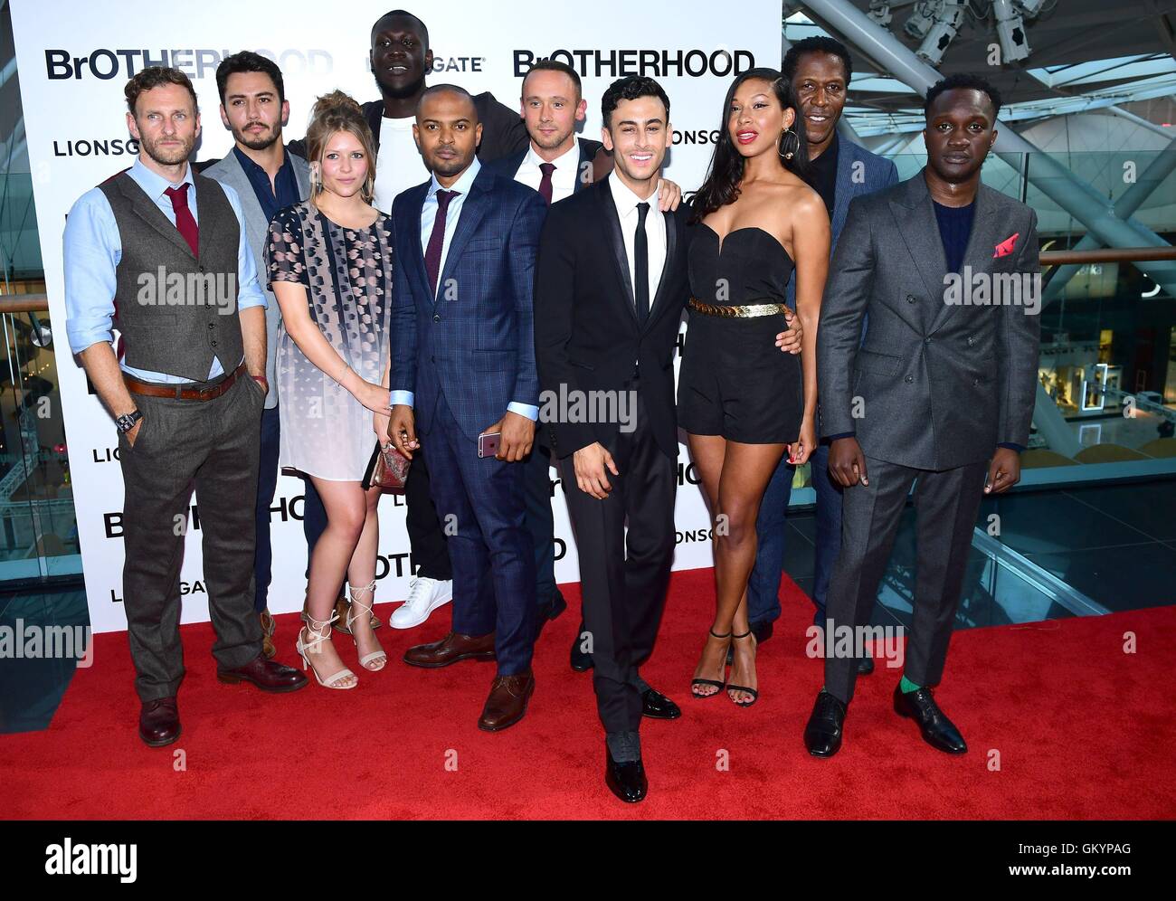 Showbiz brotherhood hi-res stock photography and images - Alamy