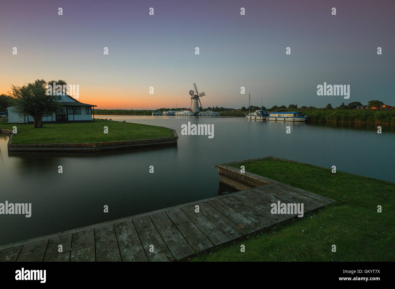 sunset Thurne windmill Stock Photo - Alamy