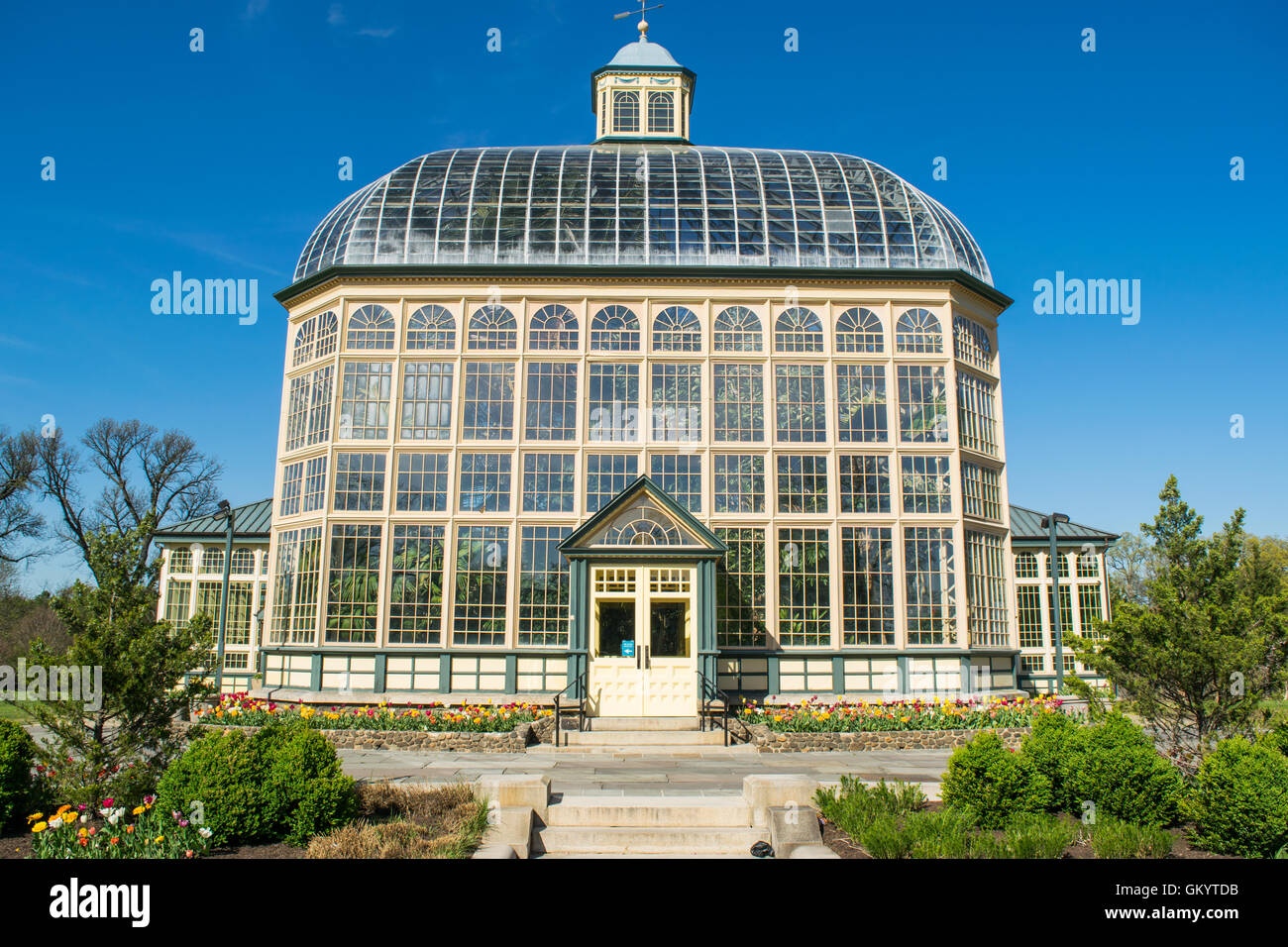 H.P. Rawlings Conservatory and Botanic Gardens in Druid Hill Park in ...