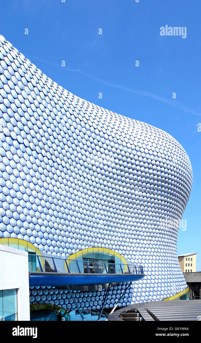 View of the Selfridges building in the Bullring, Birmingham, England ...
