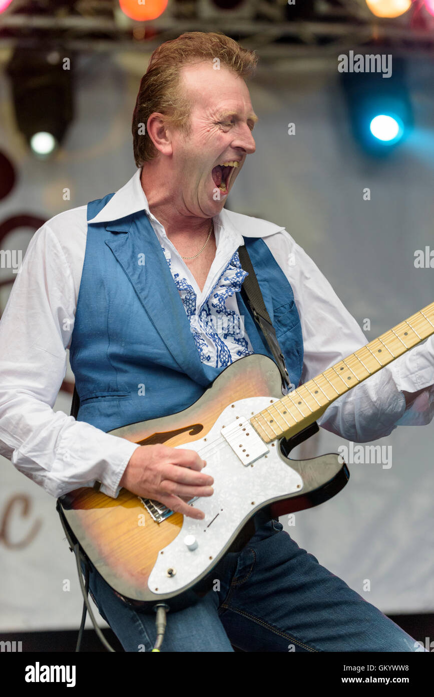Bruce Watson of Big Country performing at Weyfest, Farnham, Surrey, UK ...