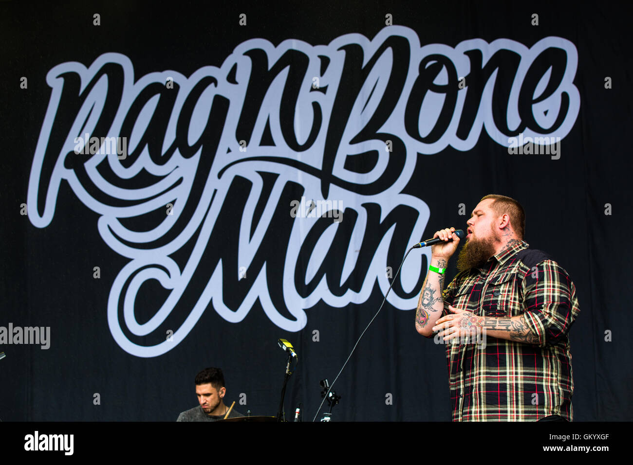 Rory Graham performing as Rag'n'Bone Man on the main stage at Beautiful ...