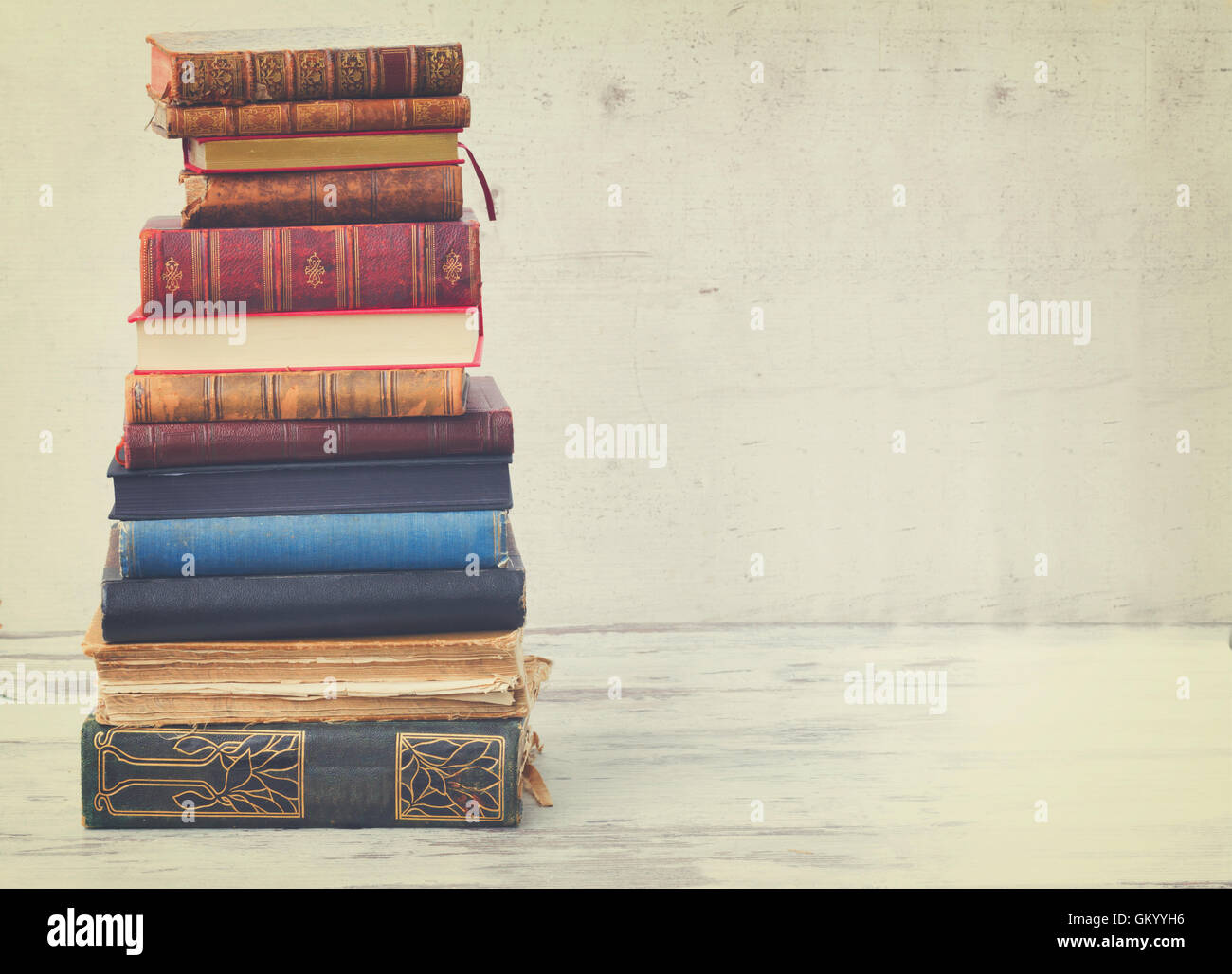 set of books Stock Photo - Alamy