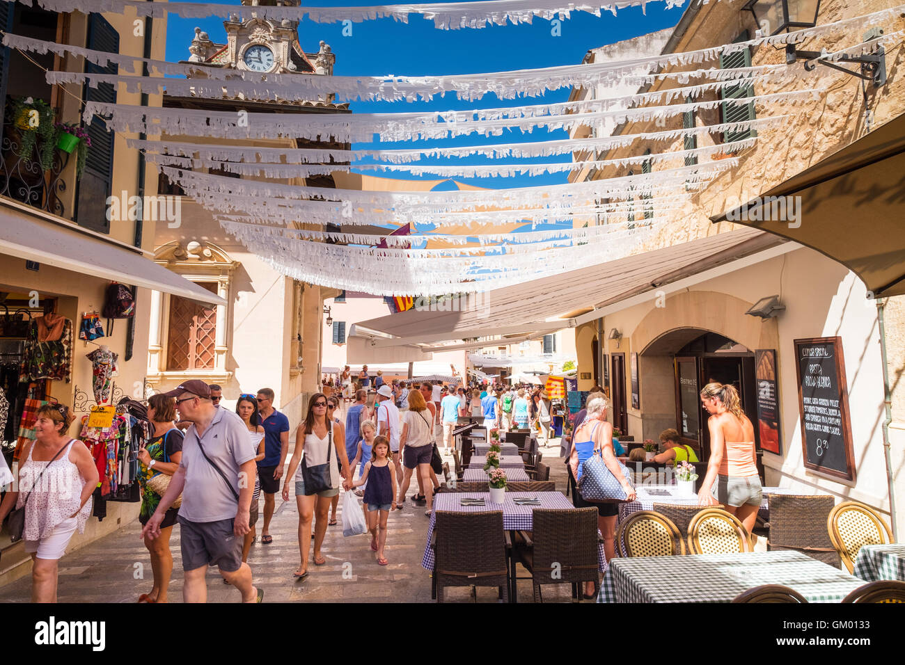 The Plaza in Alcudia Old Town, Mallorca / Majorca Stock Photo - Alamy