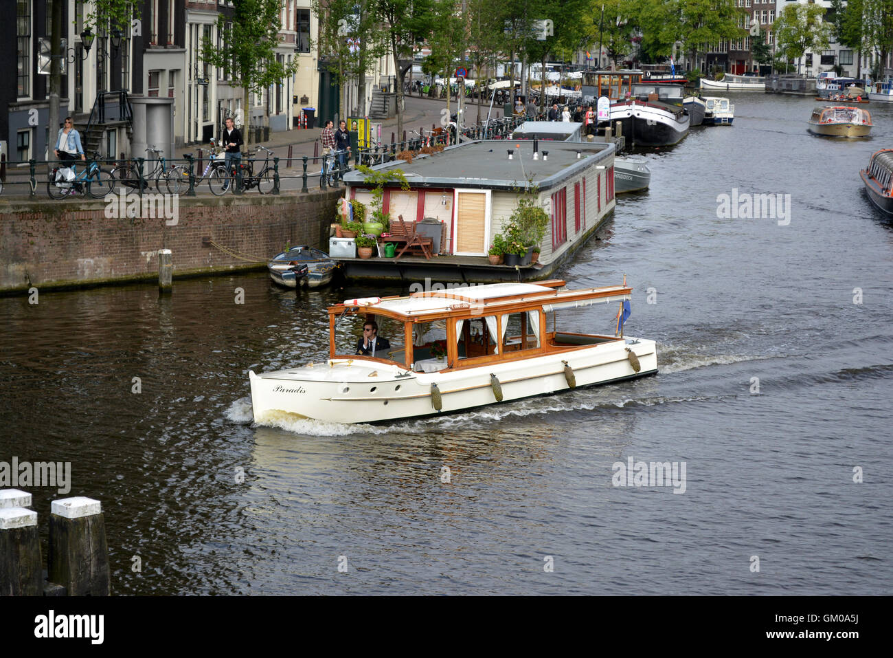 Dutch boat in amsterdam hi-res stock photography and images - Alamy