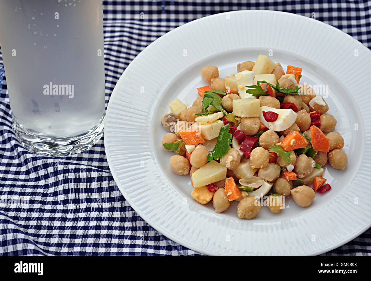 salad vegetables and legumes Stock Photo - Alamy