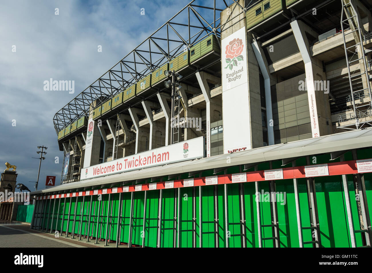 Stadium ground rugby hi-res stock photography and images - Alamy
