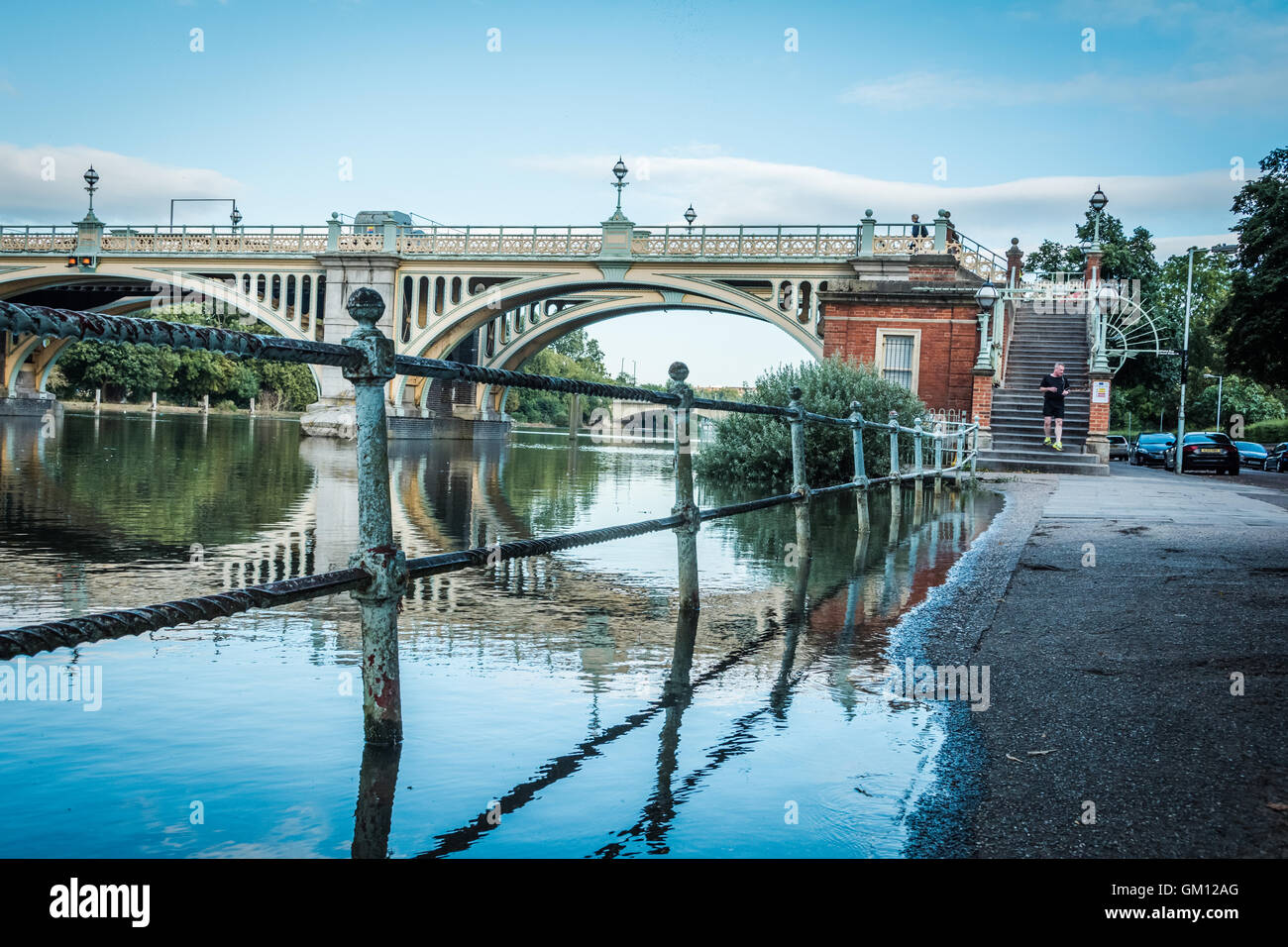 Richmond Lock and Footbridge is a lock and pedestrian bridge on the ...