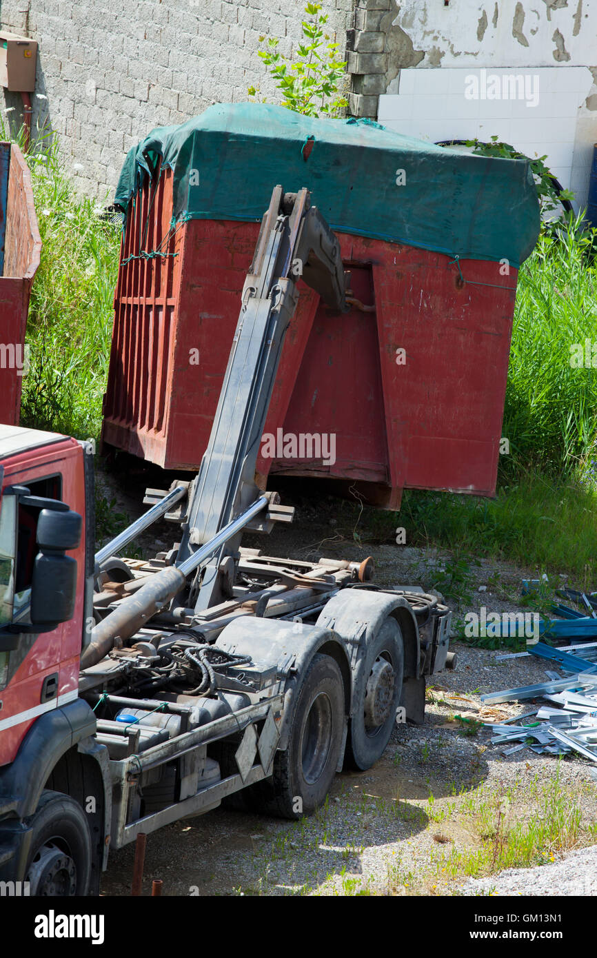 Container tractor trailer truck hi-res stock photography and images - Alamy