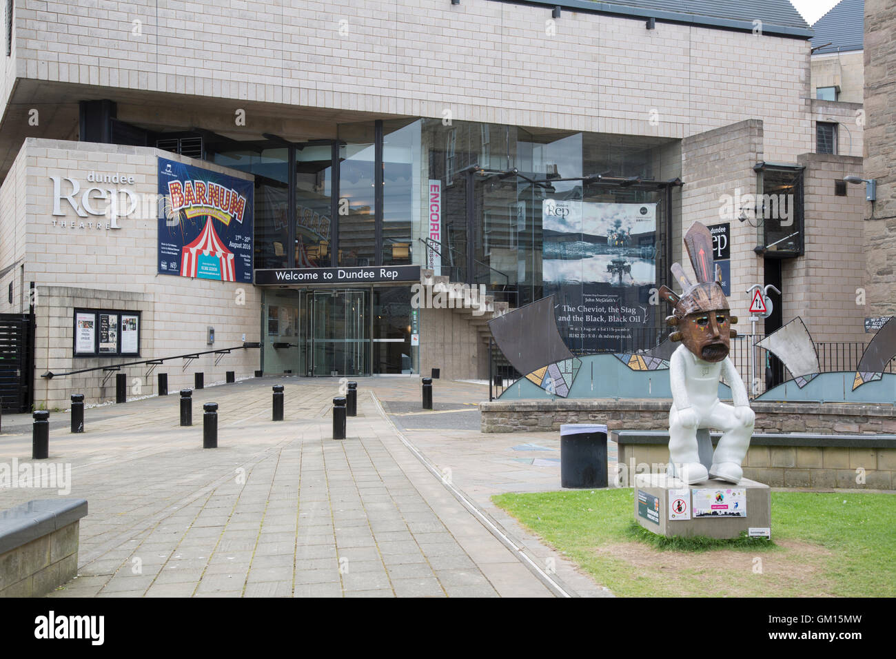 Dundee rep hi-res stock photography and images - Alamy