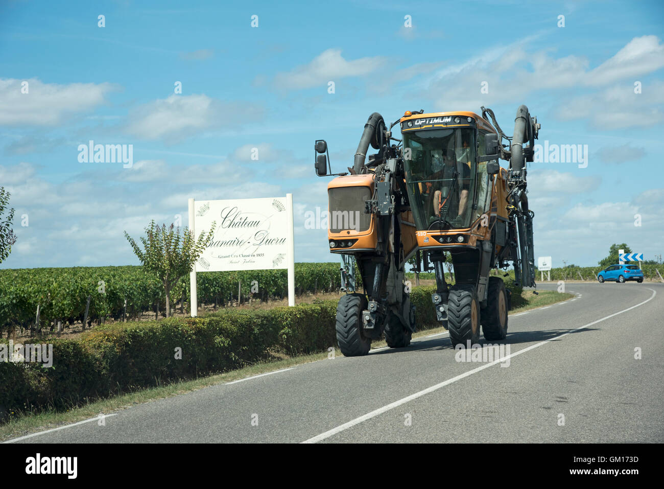French tractors hi-res stock photography and images - Alamy