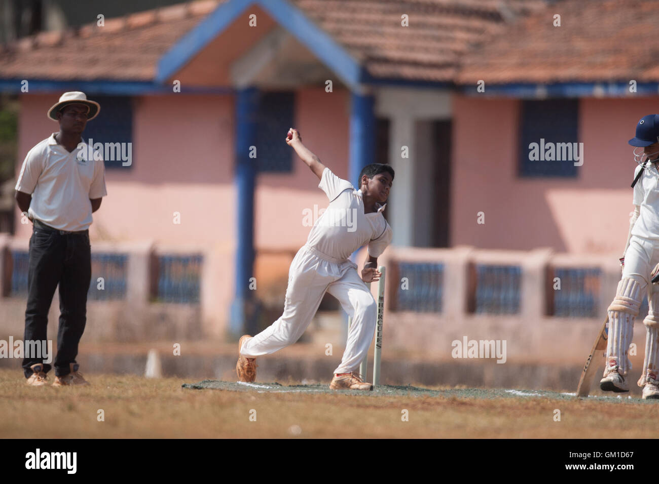 Balling Batting different stance batsman bowler batter umpire at a game ...