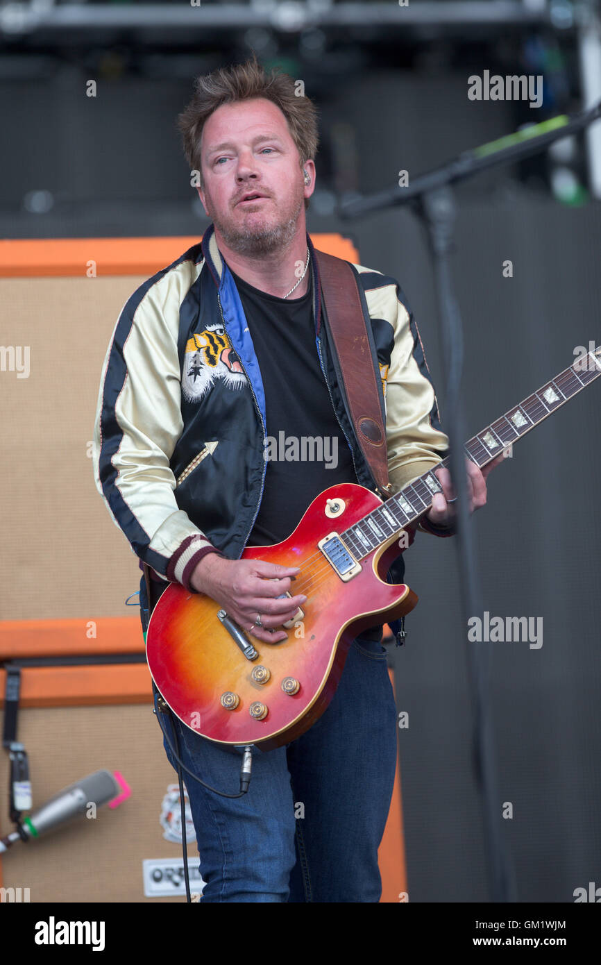 Andy Dunlop of Travis at the V Festival at Hylands Park,Chelmsford ...