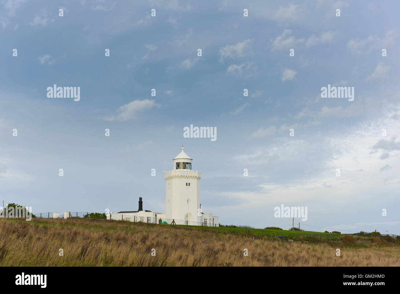 Lighthouse white cliffs dover hi-res stock photography and images - Alamy