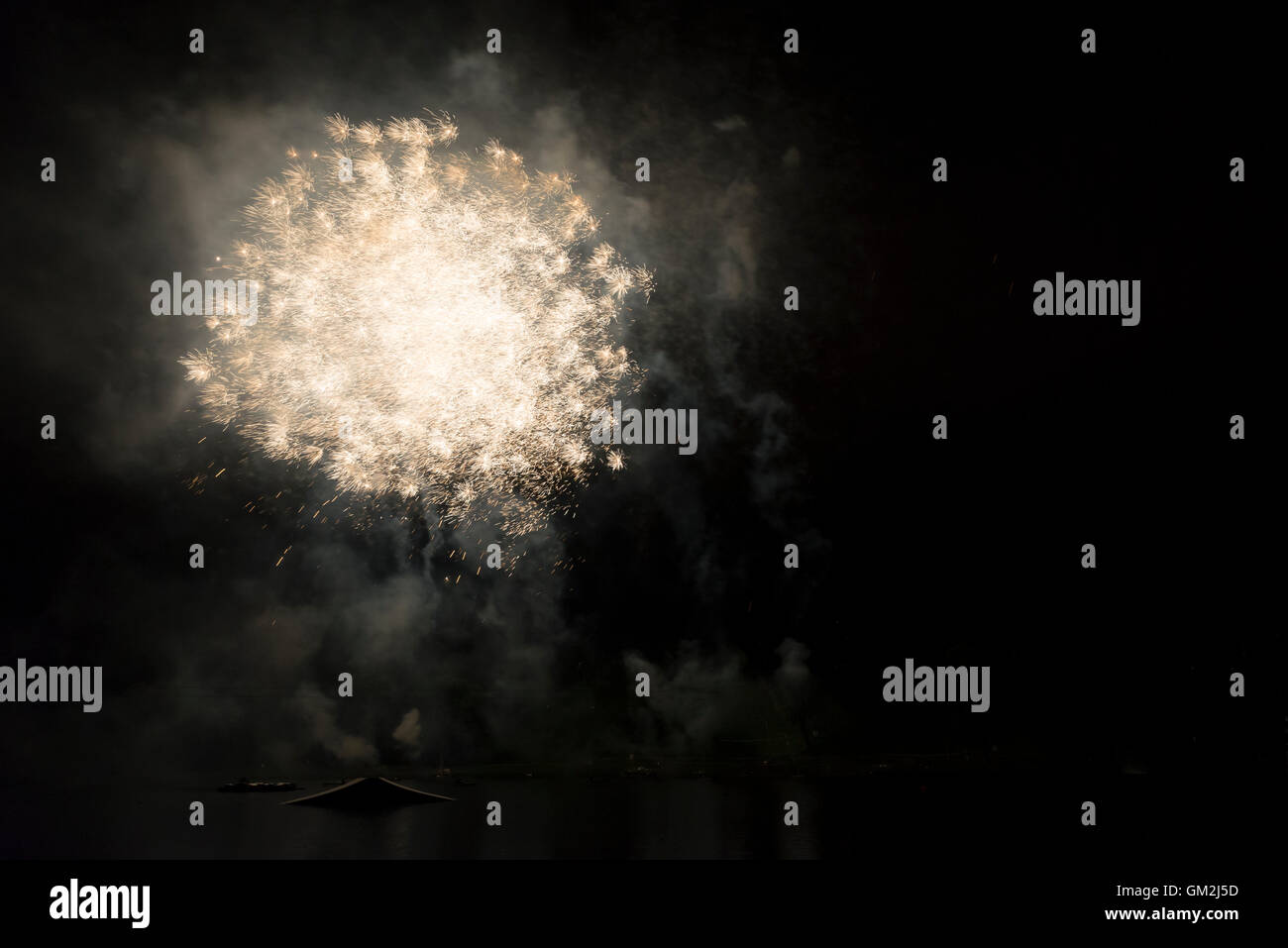 fireworks at lake in munich Stock Photo - Alamy