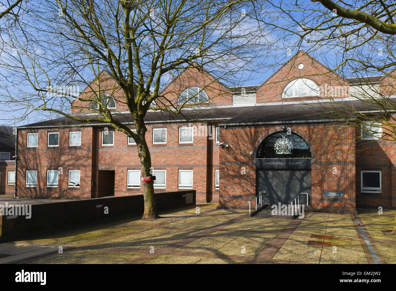 Norwich crown court and county court building hi-res stock photography ...