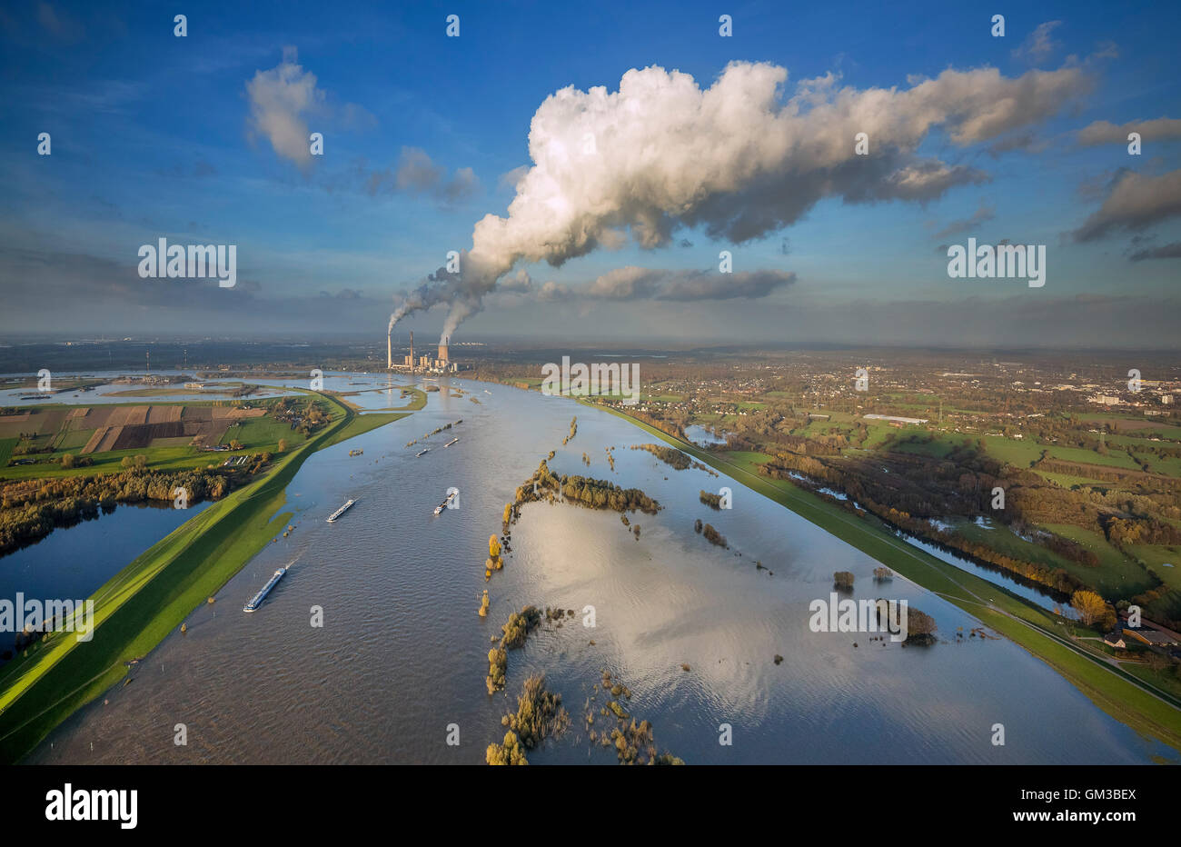 Aerial view, Duisburg-Walsum Rhine overlooking the STEAG power plant ...