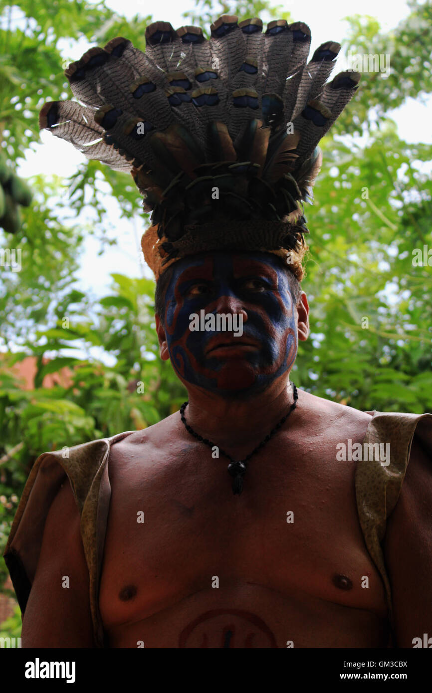 mayan man in traditional costume brian mcguire Stock Photo - Alamy