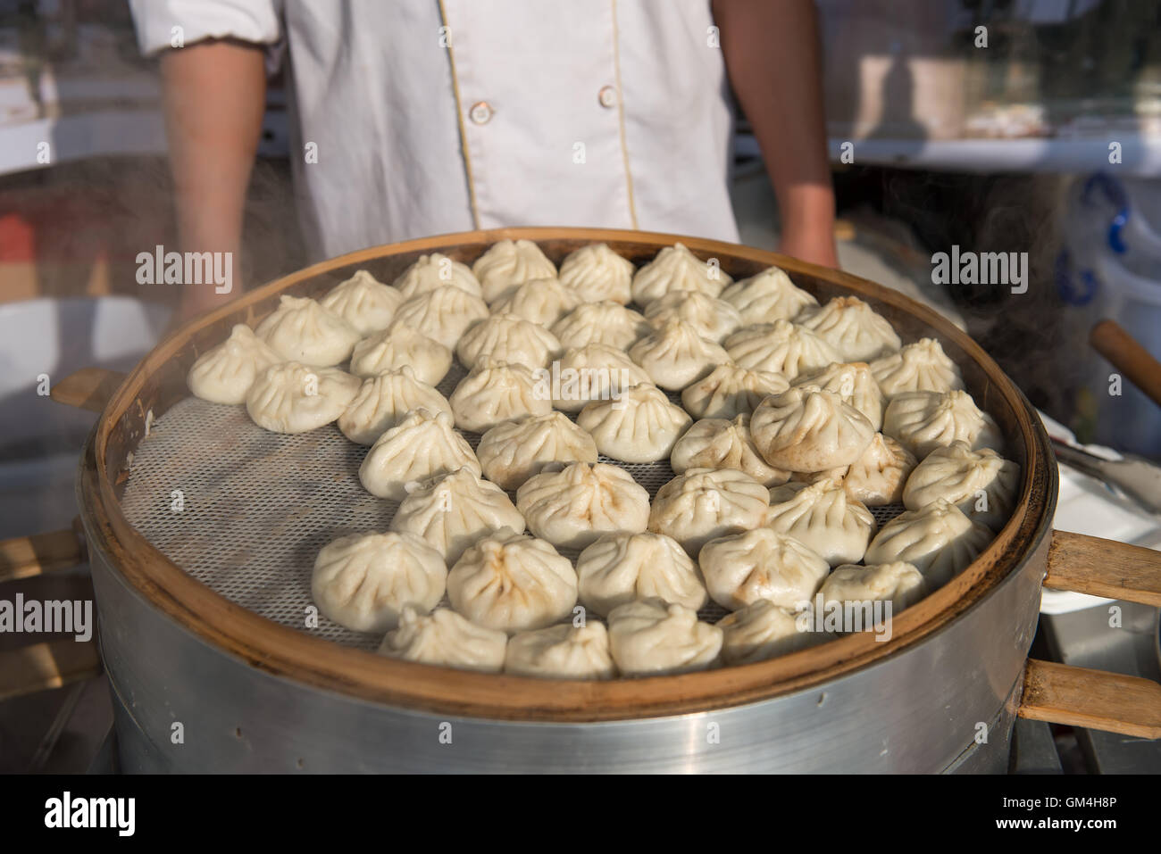dumplings on the bamboo dish Stock Photo - Alamy
