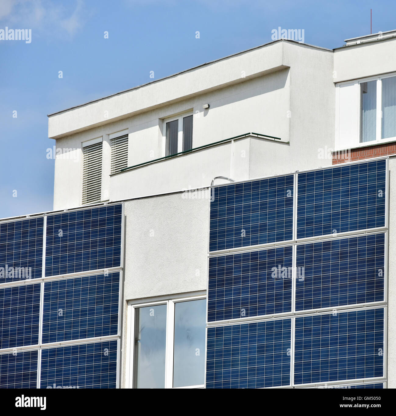 Soler panels hi-res stock photography and images - Alamy