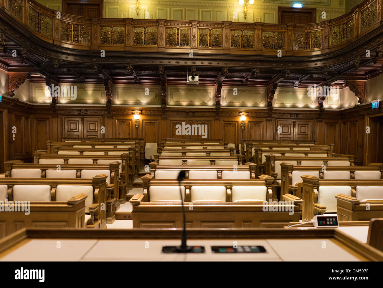 Council hall hi-res stock photography and images - Alamy
