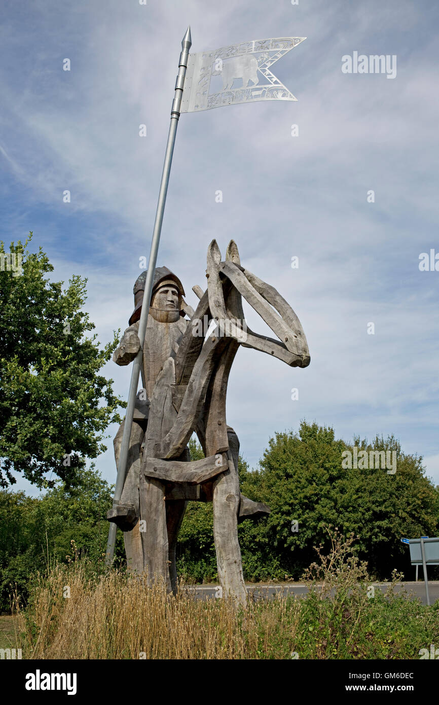 Imposing giant wooden sculpture of Yorkist Knight on horse Stonehills ...