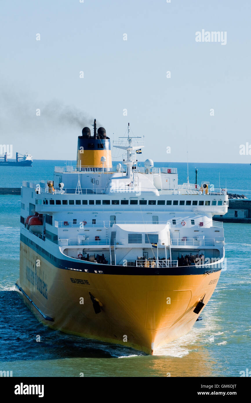 Ferry Mega Express 5 from Sardinia and Corsica entering harbour at ...