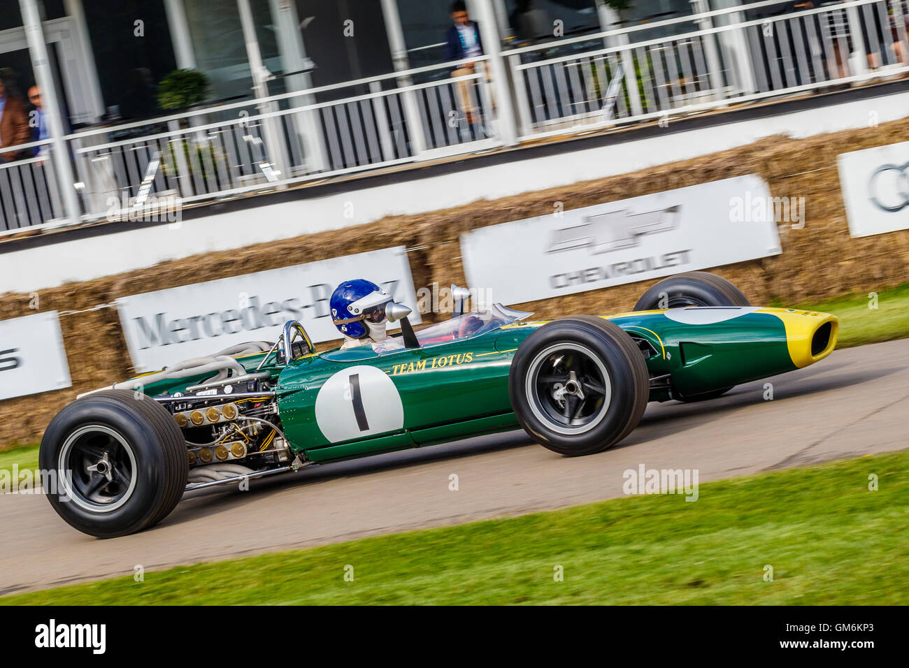 Jim Clarke's 1966 Lotus-BRM 43 Grand Prix winning car with Andy ...