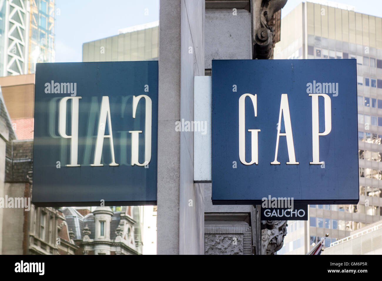 Gap logo sign hi-res stock photography and images - Alamy