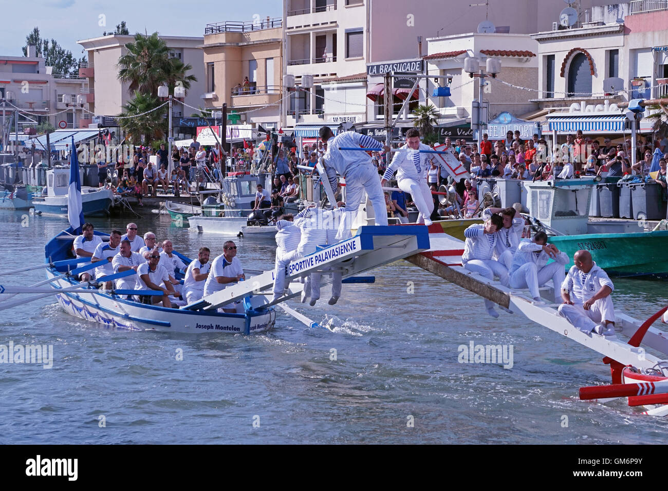 Joutes hi-res stock photography and images - Alamy