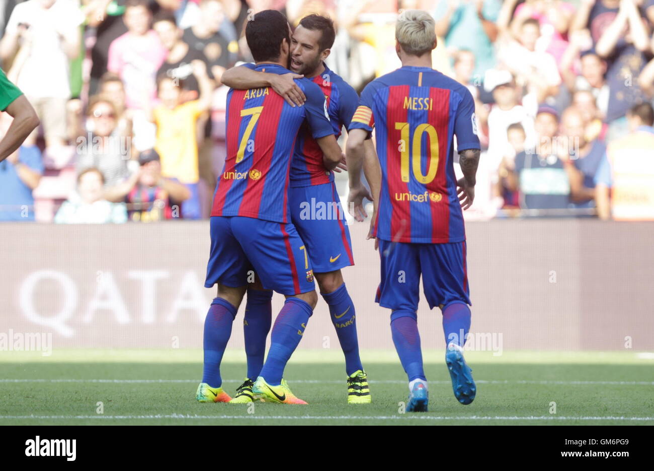 Arda turan barcelona in action hi-res stock photography and images - Alamy