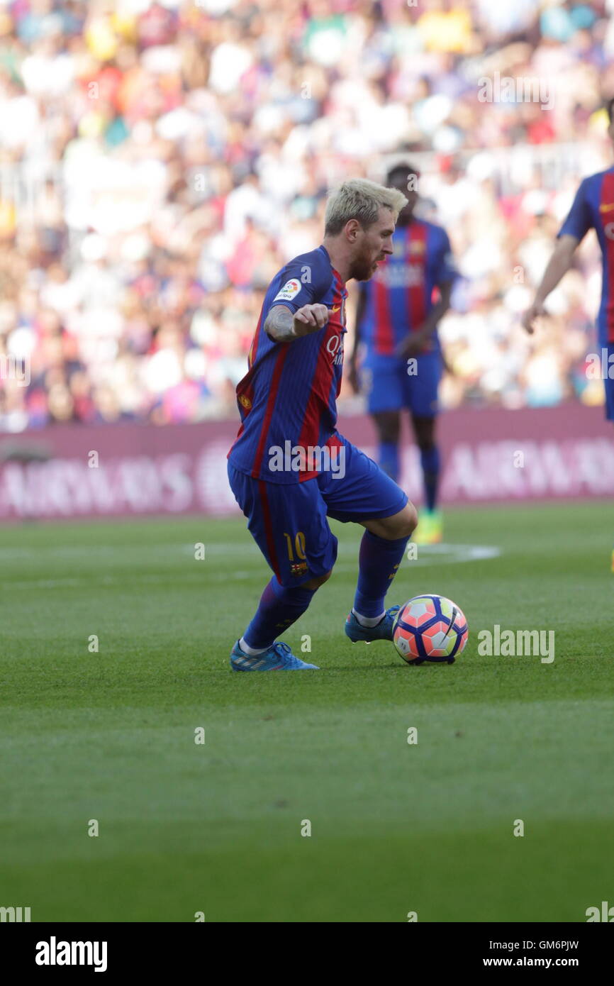 08/20/2016. Camp Nou, Barcelona, Spain. Lionel Messi in action during ...