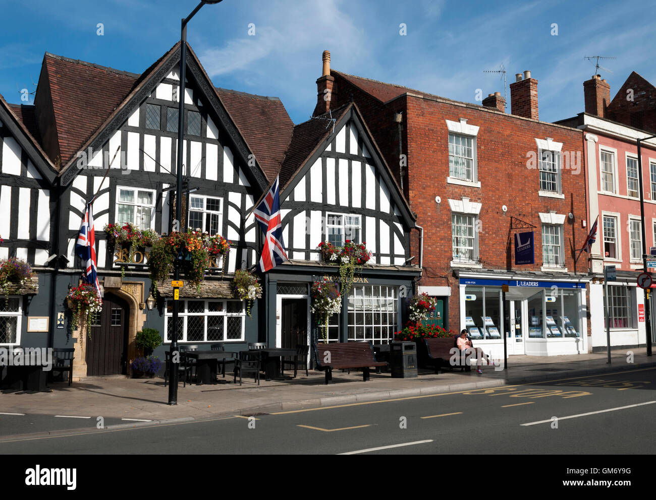 The royal oak inn evesham hi-res stock photography and images - Alamy