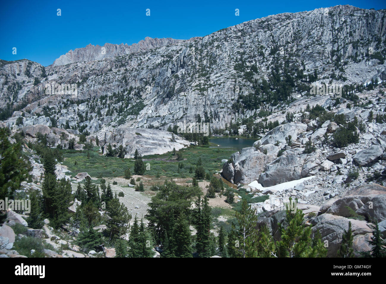 View of Barney Lake on Benson loop trail in the Hoover & Yosemite ...