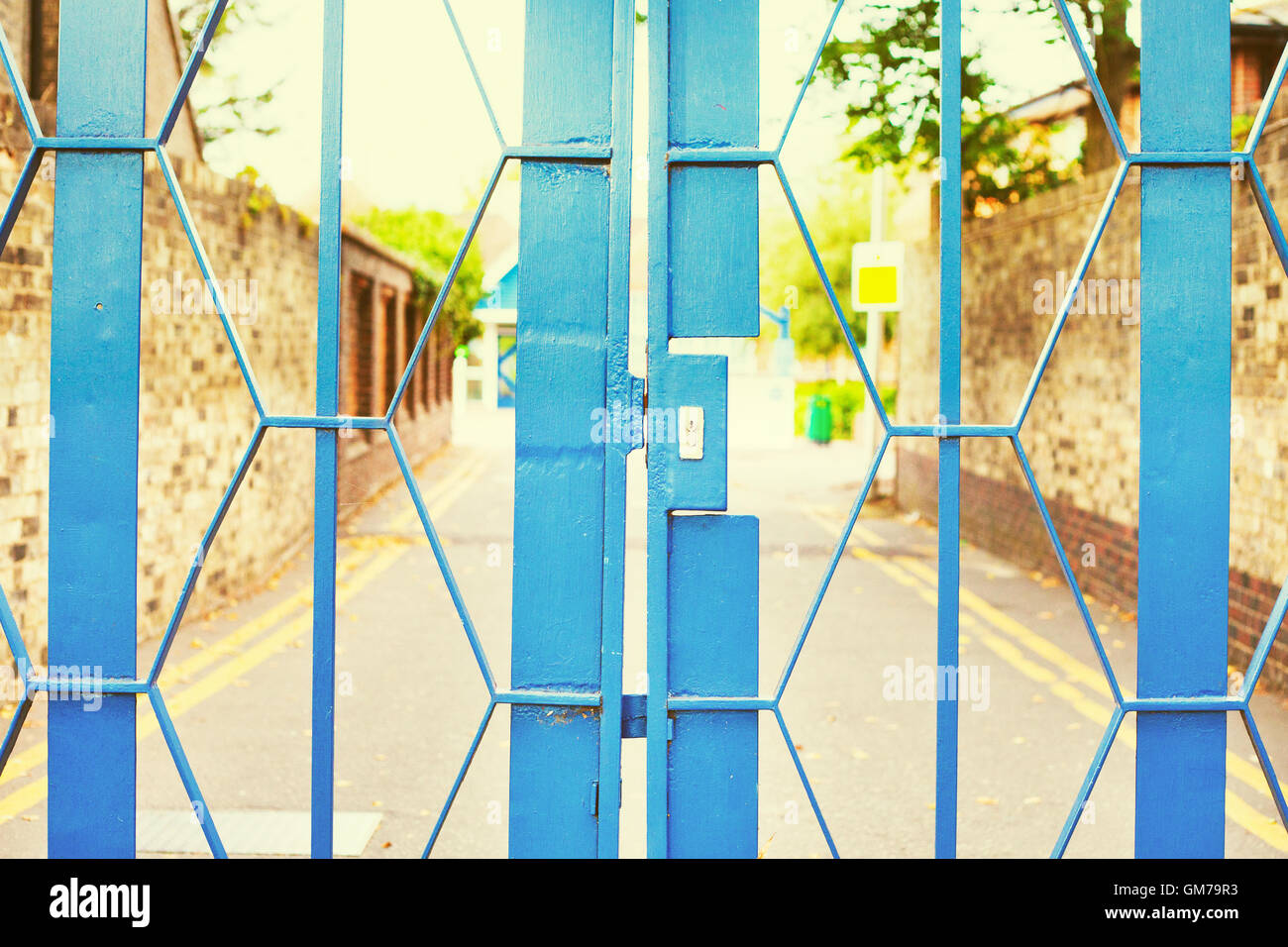 Locked school gate hi-res stock photography and images - Alamy