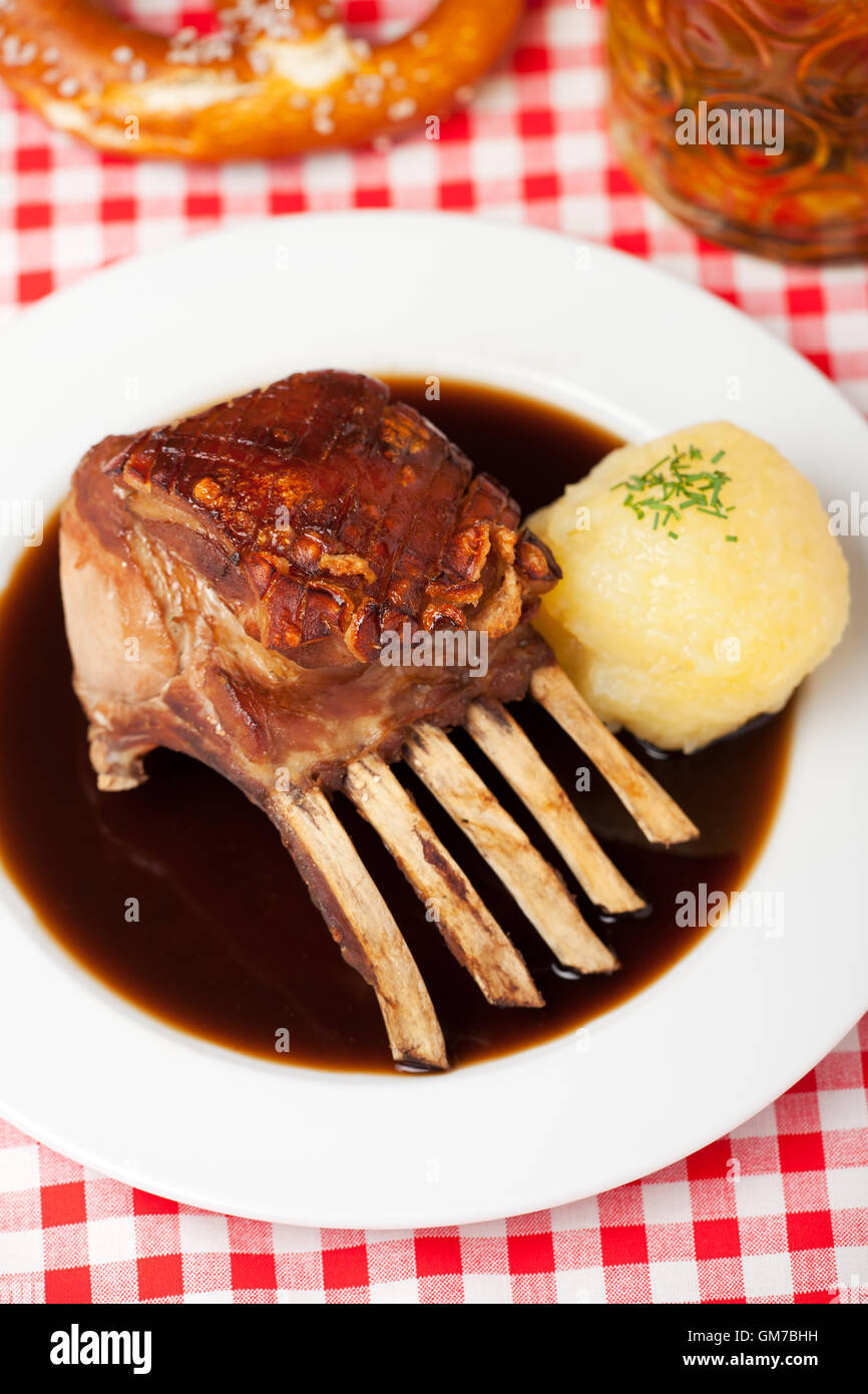 closeup of roasted suckling pig meal Stock Photo - Alamy