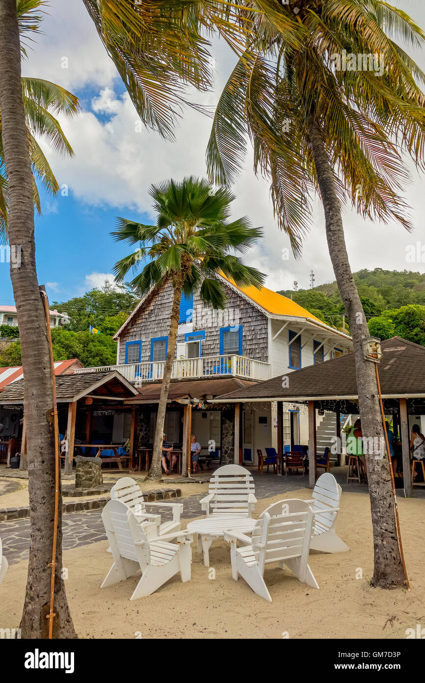 St vincent caribbean palm trees hi-res stock photography and images - Alamy