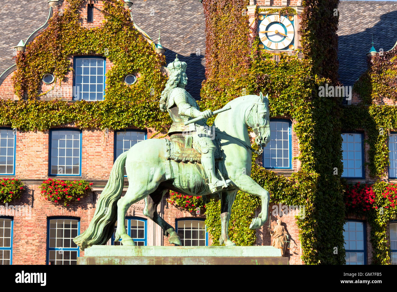 Historic dusseldorf hi-res stock photography and images - Alamy