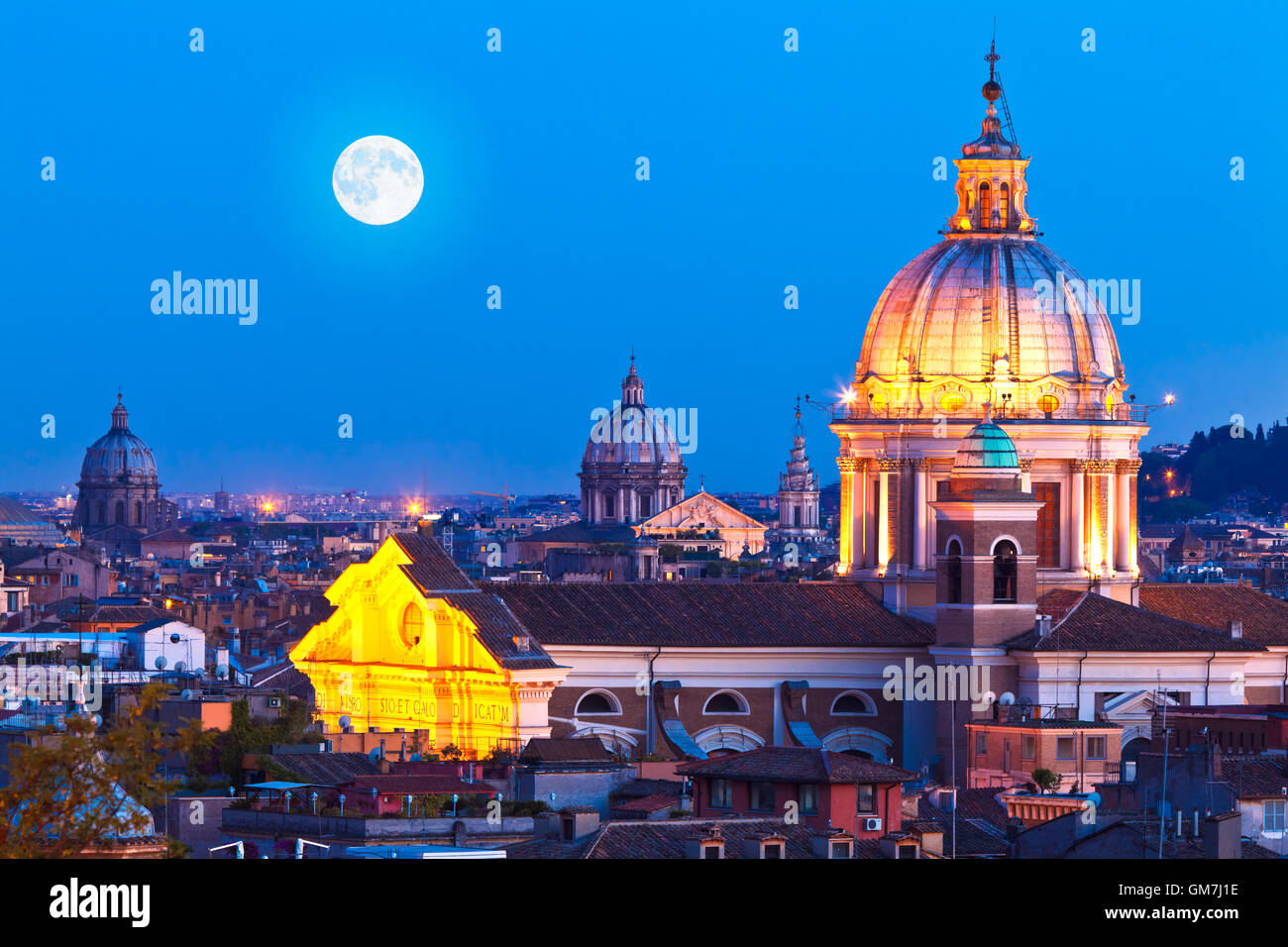 Rome rooftops at night hi-res stock photography and images - Alamy