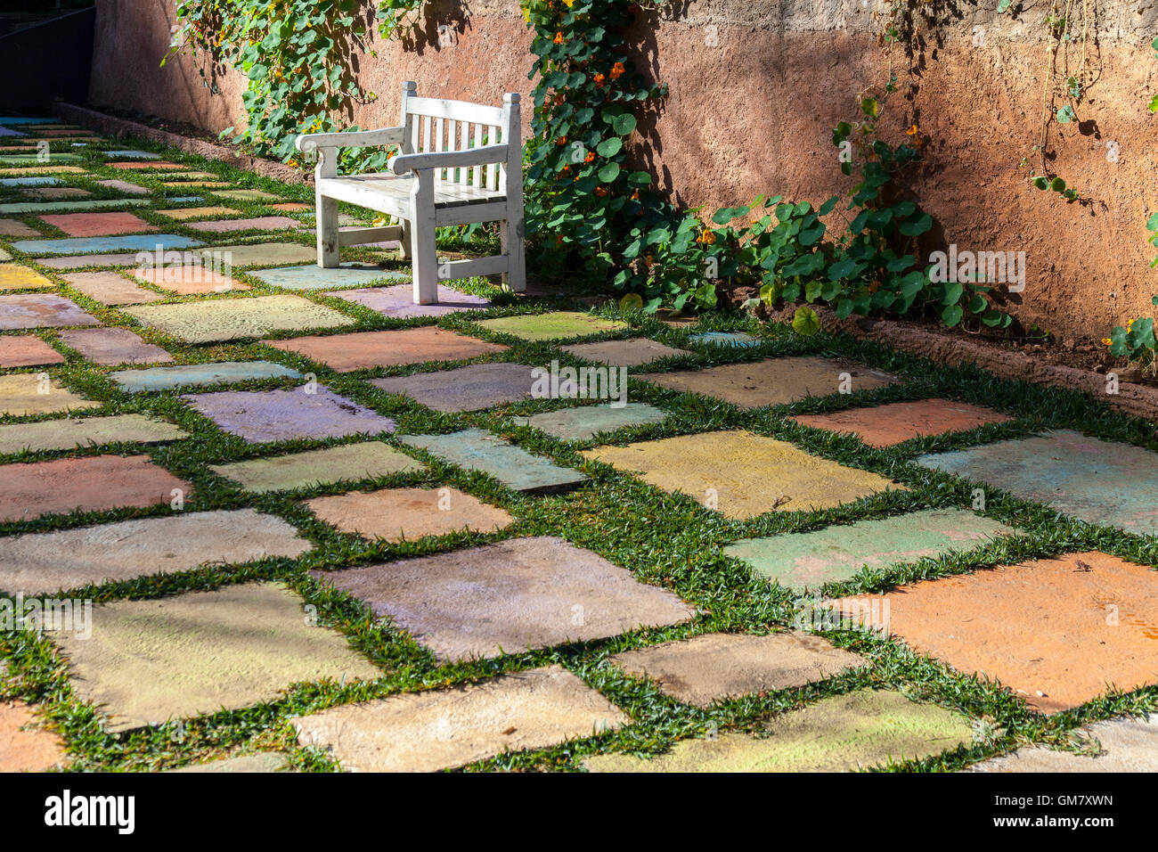 Grass paving block hi-res stock photography and images - Alamy