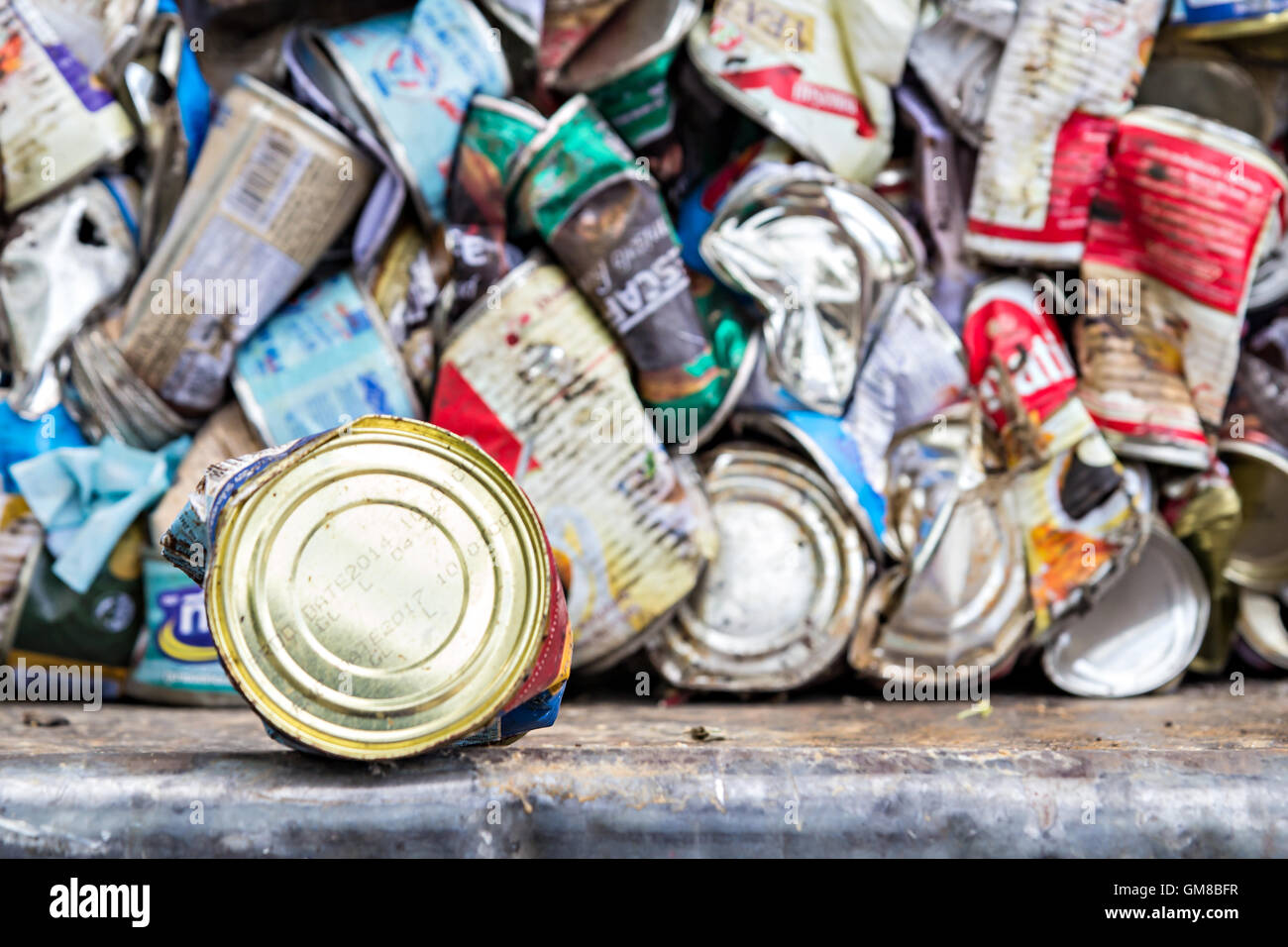 Compressed aluminum hi-res stock photography and images - Alamy