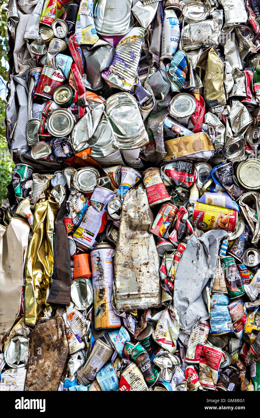 Close up compressed aluminum cans for recycle Stock Photo - Alamy