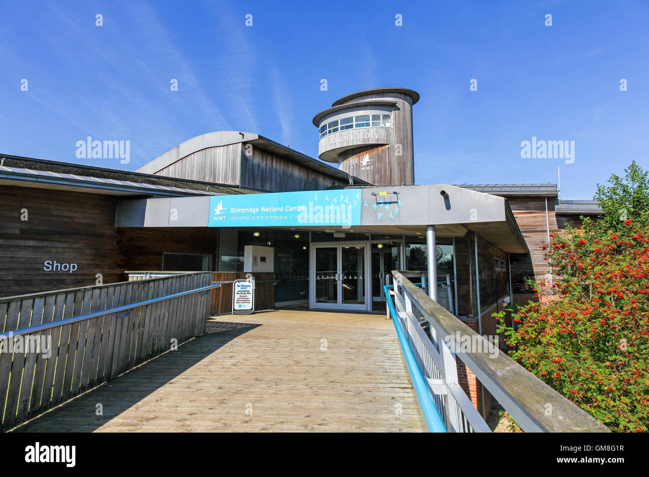 The Sloane Severn Trent observatory tower at the Wildfowl and Wetlands ...