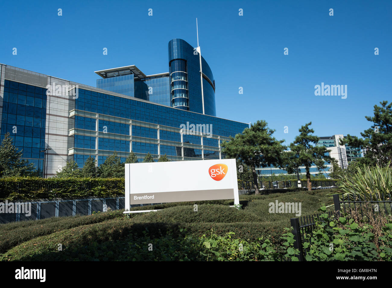 Pharmaceutical company glaxosmithkline hi-res stock photography and ...
