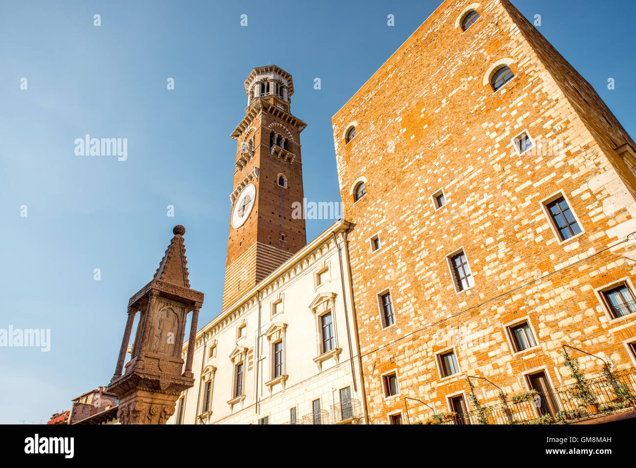 Verona ancient buildings hi-res stock photography and images - Alamy