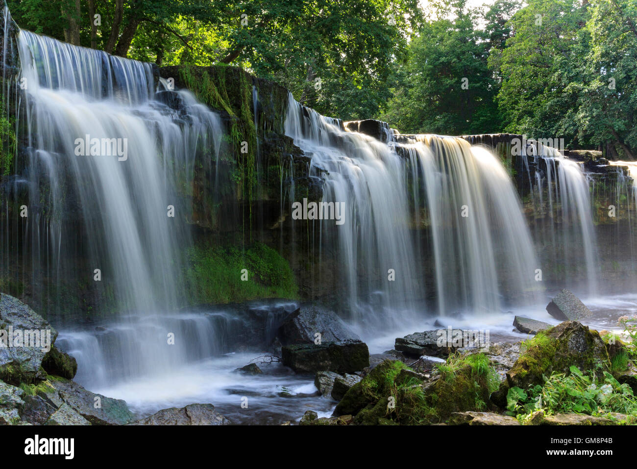 Amber mountain waterfall hi-res stock photography and images - Alamy