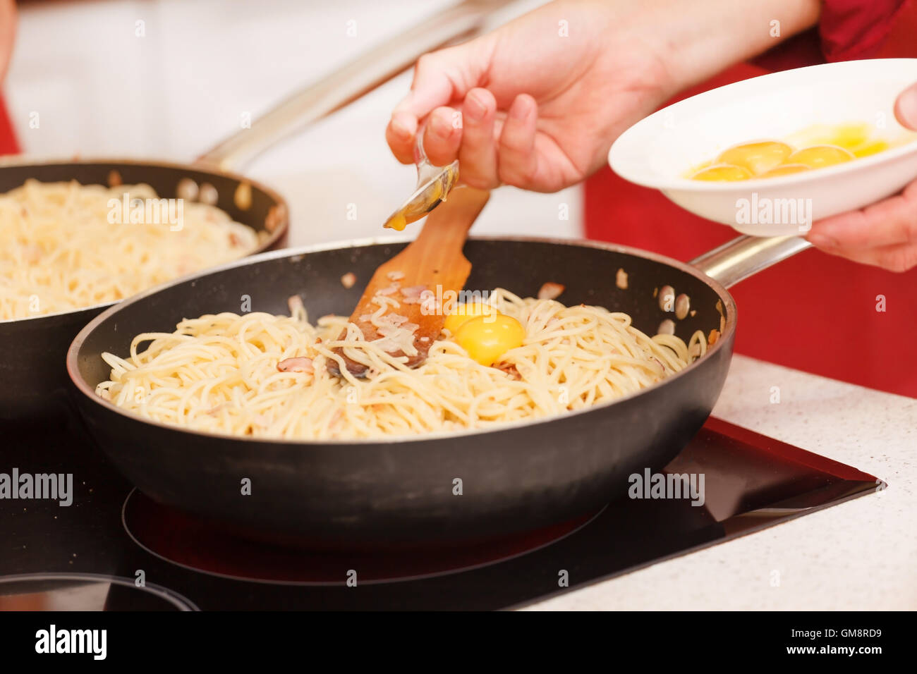 Chef preparing pasta Stock Photo - Alamy