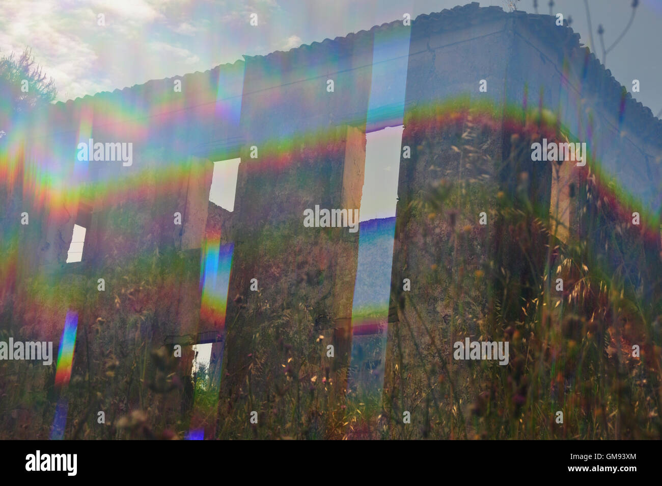 Distortion light refraction hi-res stock photography and images - Alamy