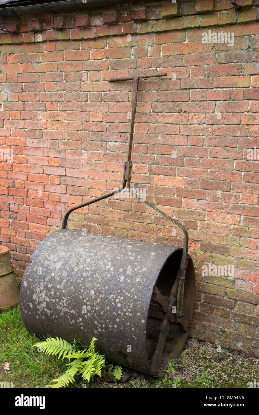 Obsolete roller hi-res stock photography and images - Alamy